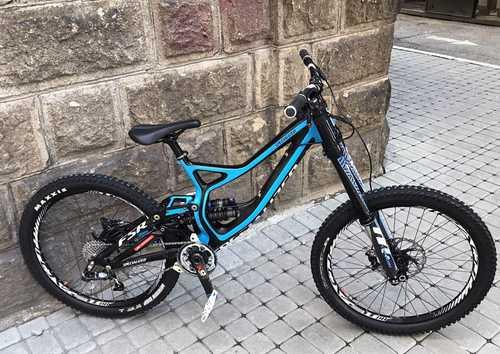 Велосипед Specialized Demo 8 FSR carbon