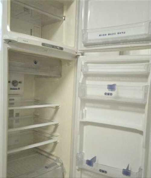 Холодильник бу whirpool
