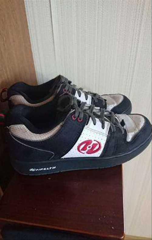 Heelys. Кросовки на роликах