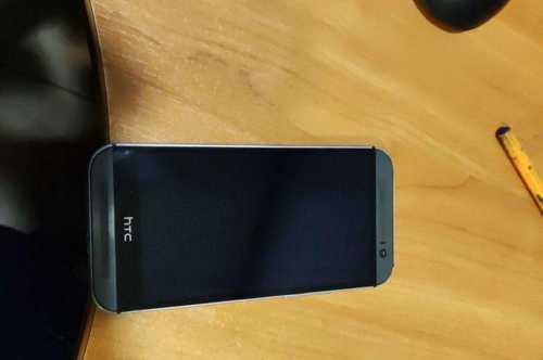 Телефон HTC one m8