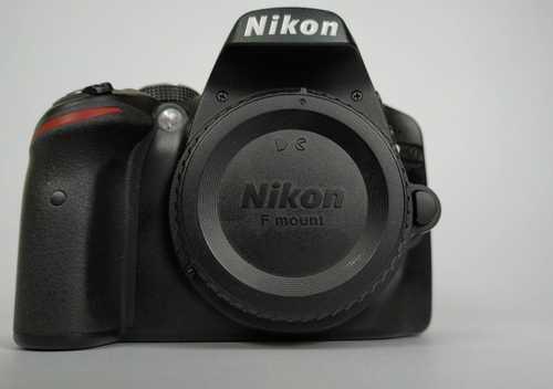 Nikon d3200 body