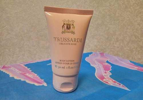 Лосьон для тела Trussardi delicate rose
