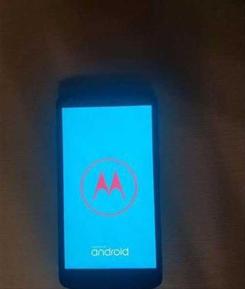 Телефон Motorola X Force