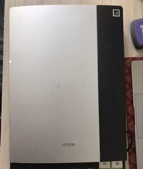 Сканер Epson v200