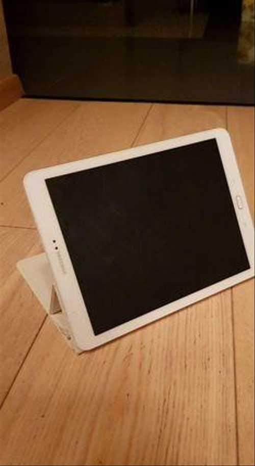 Планшет Samsung Tab s2 LTE SM T815