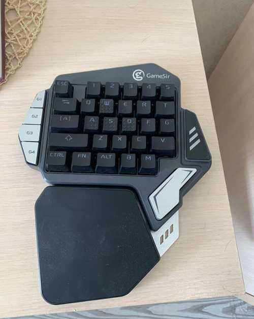 Игровая клавиатура gamesir Z1