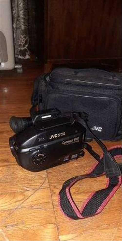 Видеокамера JVC GR AX66