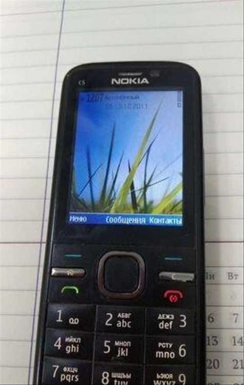 Телефон Nokia C5-00