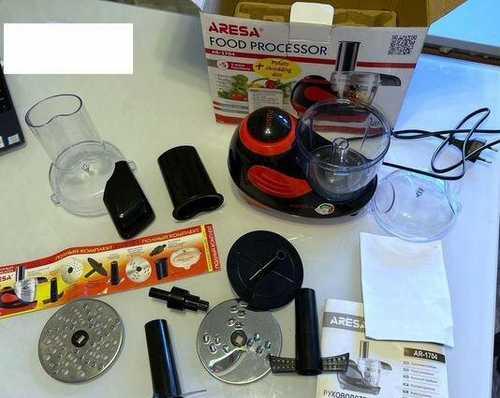Кухонный комбайн Aresa AR-1704 красный
