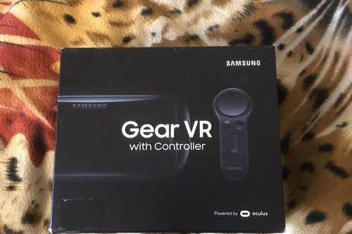 Очки виртуальной реальности salmsung Gear VR