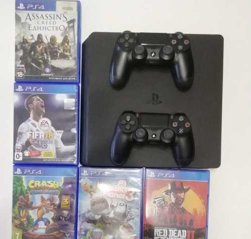 Sony PS4 1TB+5 дисков+ 2 джойстика
