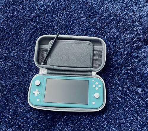 Nintendo Switch Lite Blue с играми