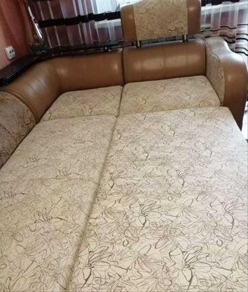 Угловой диван бу кожзам с моющей тканью