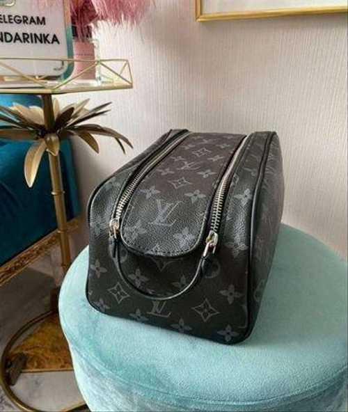 Косметичка Louis Vuitton с доставкой