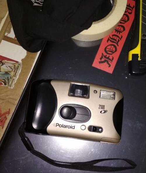 Polaroid BF 2100