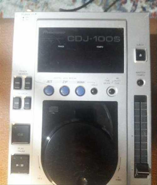CD проигрыватель Pioneer CDJ-100S
