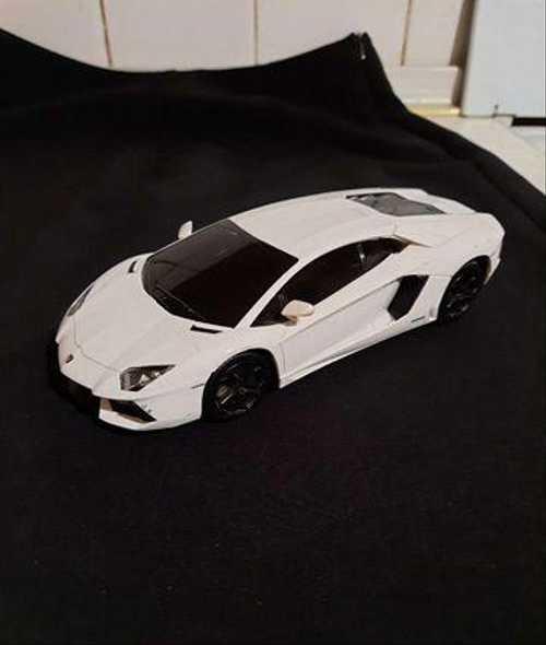 Модель машины Rastar Lamborghini 1:24