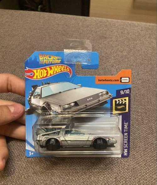 Hot wheels delorean