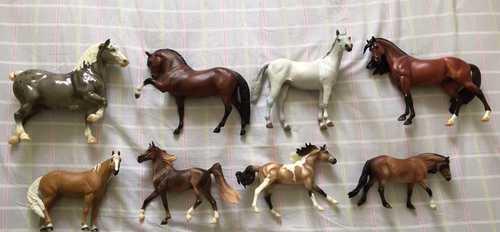 Продам лошадей Breyer