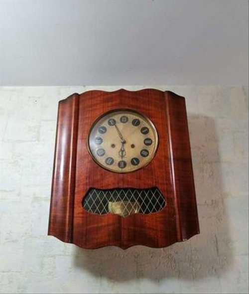 Часы настенные с боем Янтарь