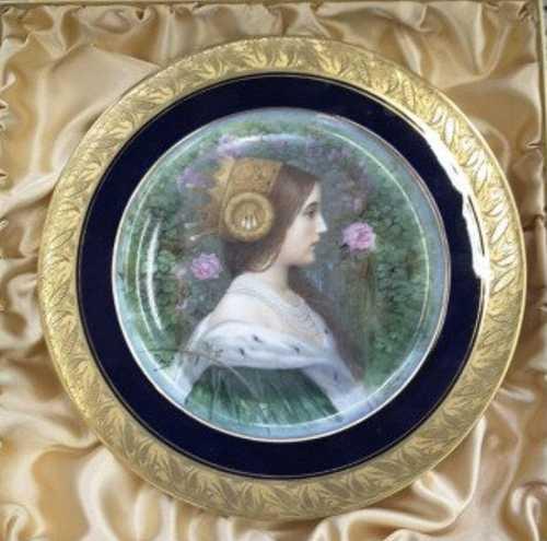 Фарфоровая тарелка Лимож Франция 20 век. Люкс