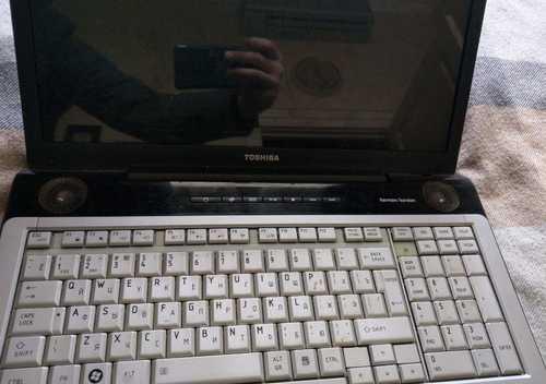 Ноутбук Toshiba Satellite p200d-11L на запчасти