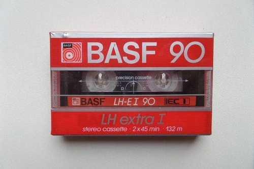Компакт-кассета basf LH-E I 90, W.Germany, запечат