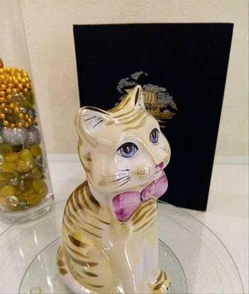 Фарфоровая статуэтка-копилка Кошка