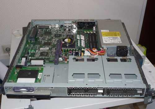 1U Сервер Sun Netra T1 UltraSparc IIe 500 mHz