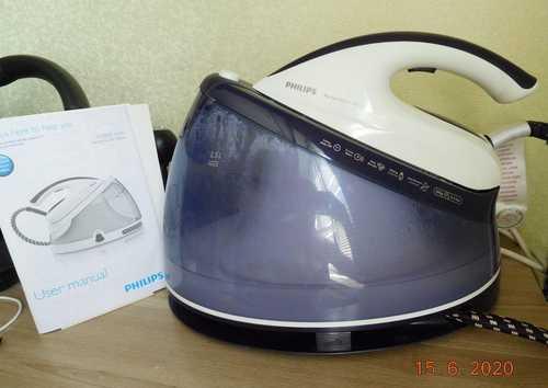 Парогенератор Philips PerfectCare Aqua GC8600