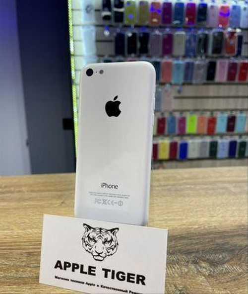 Белый iPhone 5c с памятью 32гб