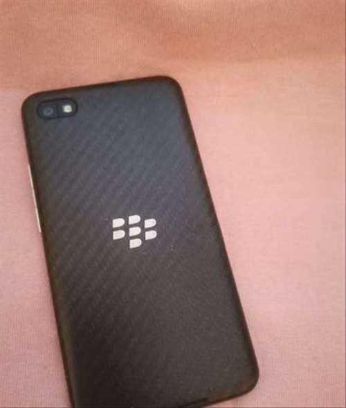 Телефон BlackBerry Z30