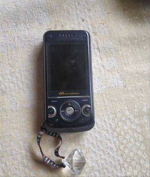 Телефон sony ericsson W760i