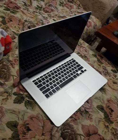 Apple MacBook Pro 15 retina