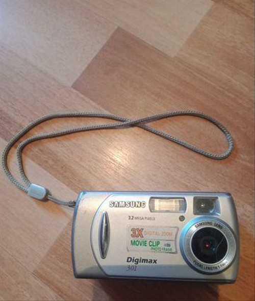 Компактный фотоаппарат