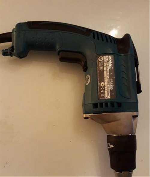 Сетевой шуруповерт Makita FS6300