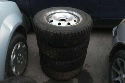 Зимняя шина Amtel NordMaster 2 185/70 R14 с дискам