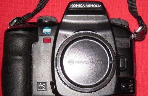 Комлект Konica Minolta Dynax 7D, 3 объектива и тп