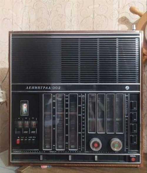 Радиоприемник Ленинград 002 СССР
