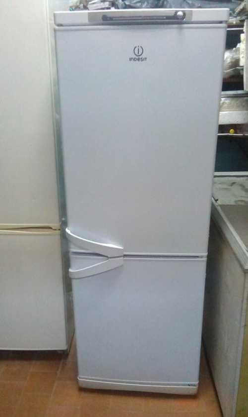 Холодильник "Indesit"