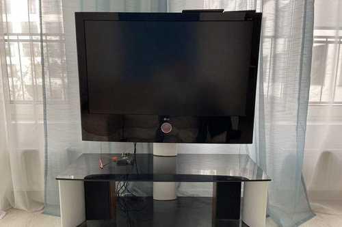 Телевизор LG 42’’ + Стеклянная тумба
