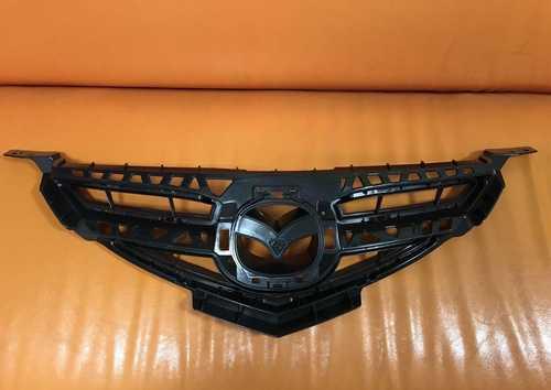 Решетка радиатора Mazda 3
