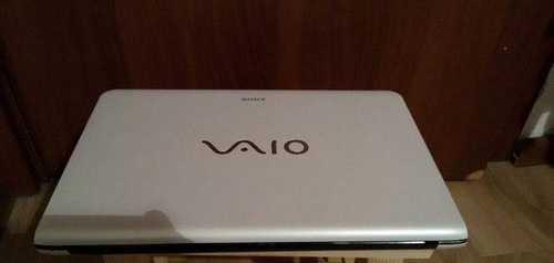 Ноутбук Sony Vaio sve1512s1rw