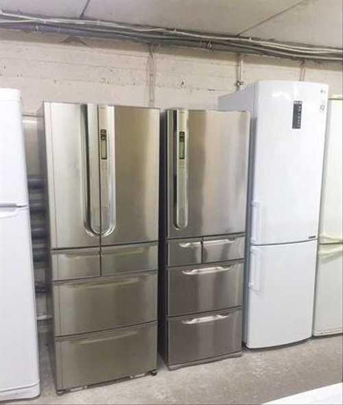 Холодильник Toshiba металлик с ледогенератором