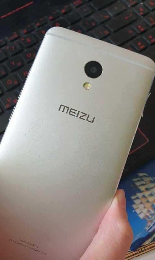Телефон Meizu M3e