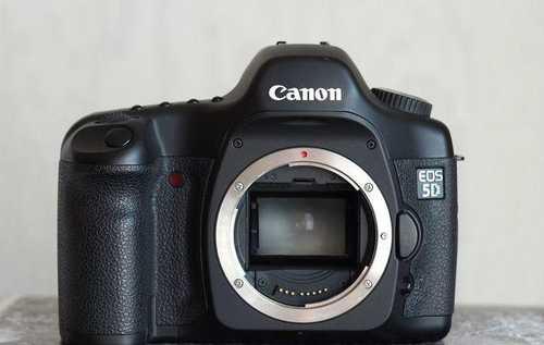 Фотоаппарат Canon 5D body