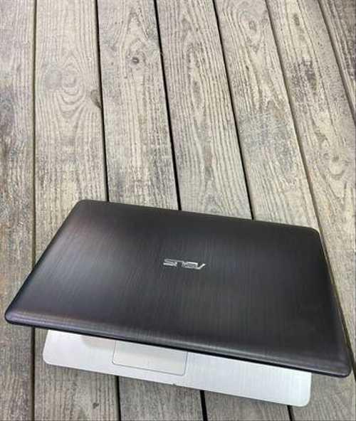 Ноутбук Asus X540 core i3/4gb/128 SSD/GF 920