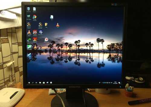 Монитор SAMSUNG SyncMaster 19"