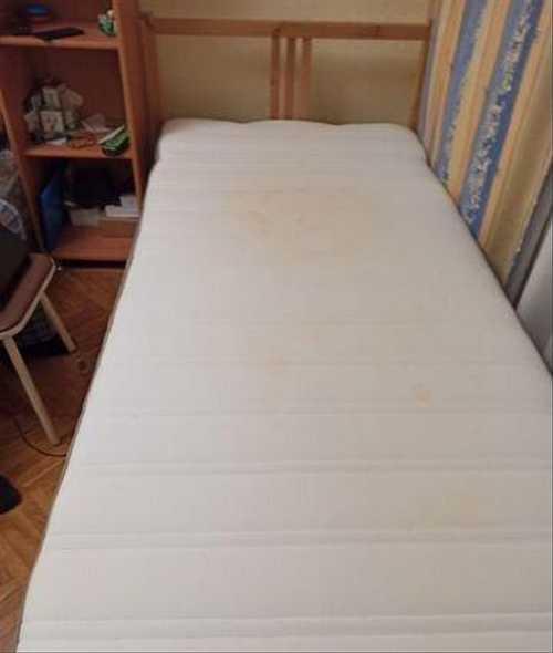 Кровать односпальная с матрасом (IKEA)
