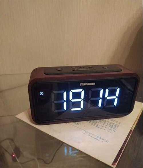 Часы будильник с радио Telefunken TF-1586